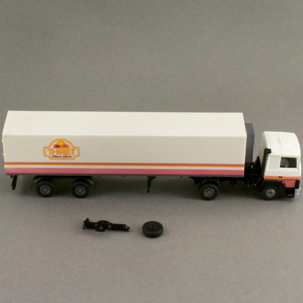 メーカー：ドイツ ROSKOPF MINIATURMODELLE原産国：不明（made inの記載が見つかりません）素材：樹脂/金属スケール：1/87サイズ：長さ177mm x 幅27mm x 高さ47mm（約）重さ：37g（約）外箱：クリ...