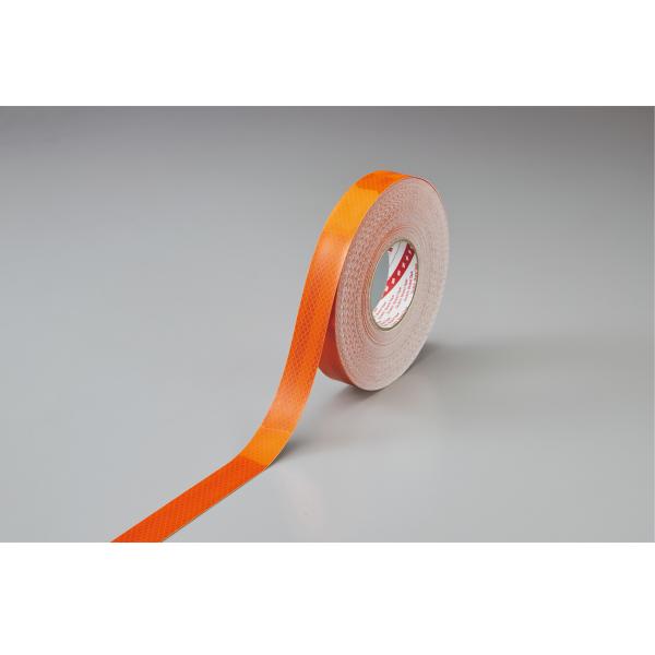 【特長】●工事現場等で使用される各種サイン用に開発されたプリズム型高輝度反射シートをテープにしました。●従来のカプセルレンズ型反射シートの約2倍の反射輝度を有します。●屋外でも使用できる高耐候性で、工場・倉庫・建設現場・車両などさまざまな場...