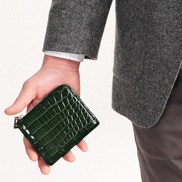 【発売日：2019年06月19日】●特長ヘンローン社製原皮／L字／カード8枚収納●デザイン小さいサイズなのにカード、お札、小銭が収納できてとても機能的な高級素材クロコダイルを使ったコンパクト財布。●素材世界各国のトップブランドからも信頼され...