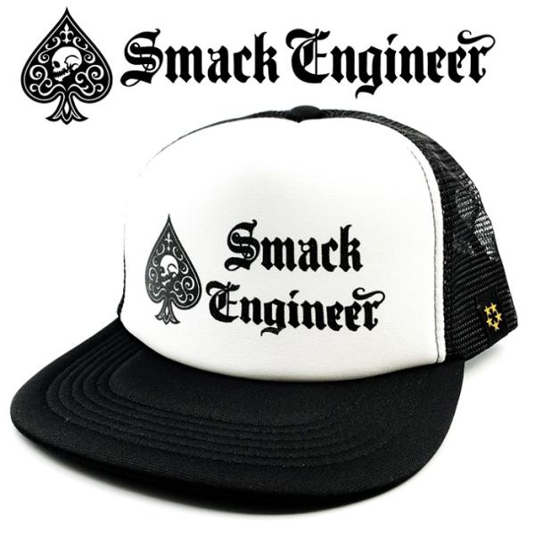 商品番号：494080-WH【 当ショップ「Rogia」限定別注アイテム 】SMACK ENGINEERのロゴとマークを配した、ストレートなメッシュキャップです。ありそうで今まで制作してなかった、王道の仕上がりです。本体：ポリエステル100...