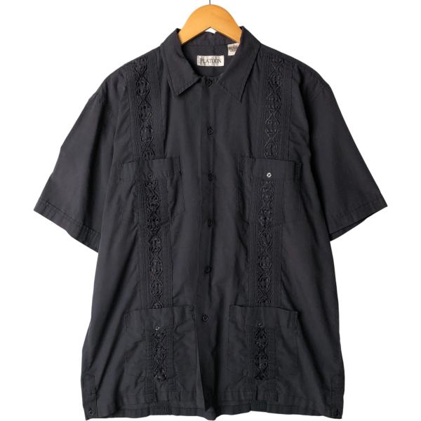 【コンディション】ランク：C【サイズ】着用感：メンズL表記サイズ：L着丈：77.5cm身幅：61cm肩幅：51.5cm袖丈：26.5cm【商品詳細】商品名：古着 プラトーン PLATOON 半袖 メキシカンシャツ キューバシャツ メンズL相...