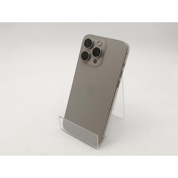 ■分類：iPhone■ランク：ランクA■メーカー：Apple■製造番号：354550165307147■備考：OS：26.2 状態：電源ボタン・マナーボタン・音量(-)ボタン上に小キズ、充電ポート周辺フレームにスレあり。 バッテリー容量：8...