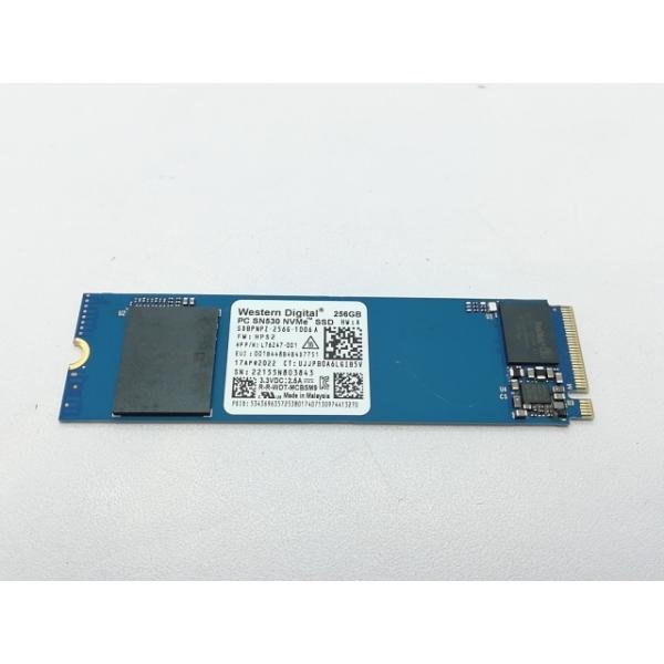 ■分類：SSD■ランク：中古■メーカー：各社■製造番号：22155N803843■備考：●W.D. SN530 付属品：本体のみ■保証期間：１週間■注意事項：お客様のモニター発色の具合によって、実際の商品と色合いが異なる場合があります。