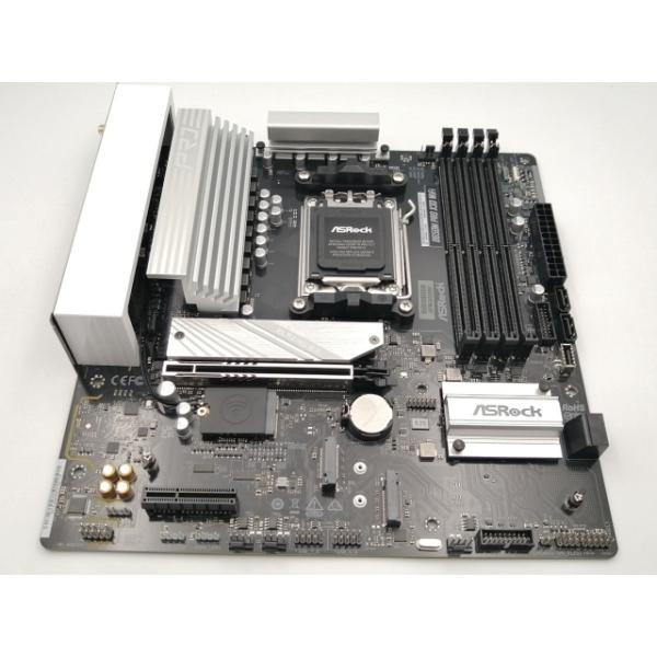 ■分類：マザーボード■ランク：中古■メーカー：ASRock■製造番号：J6FMUA033867■備考：BIOS ver：4.03 付属品：箱、SATAケーブルx2、Wi-Fiアンテナx2、クイックインストレーションガイド、規制に関する通知書...