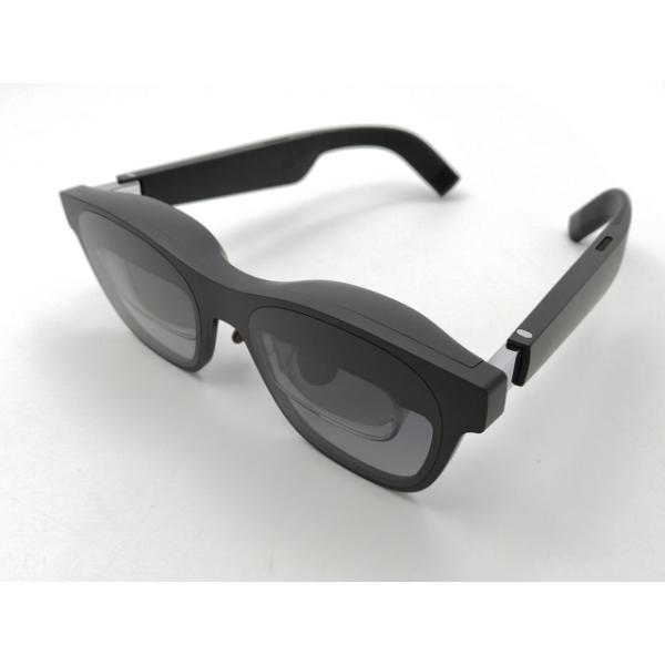 ■分類：ヘッドマウントディスプレイ■ランク：ランクB■メーカー：Xreal■製造番号：-■備考：状態：外側レンズに微細なスリキズあり 付属品：USB-Cケーブル、ライトシールド(目立つスリキズあり)、トラベルケース、ノーズパッド(Mサイズの...