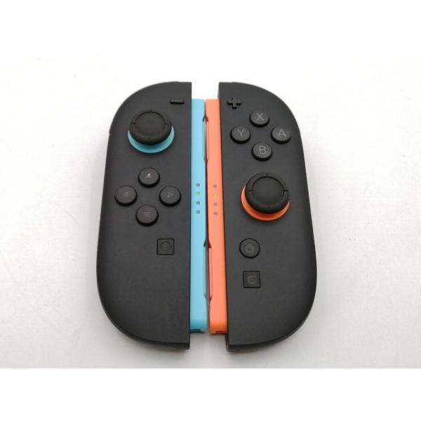 ■分類：ゲーム用周辺機器■ランク：ランクA■メーカー：Nintendo■製造番号：HBW50000017799/HCW50000022861■備考：状態：左スティック極微細なスレ 付属品：箱、Joy-Con 2 ストラップ×2■保証期間：１...