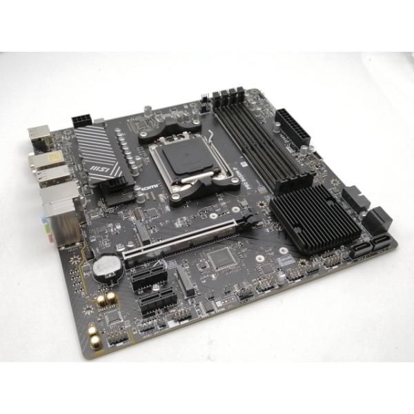 ■分類：マザーボード■ランク：中古■メーカー：MSI■製造番号：601-7E27-010B2407007107■備考：BIOS ver：1.H0 状態：箱と本体のS/N異なります 付属品：箱、I/Oシールド、SATAケーブルx1、M.2クリ...