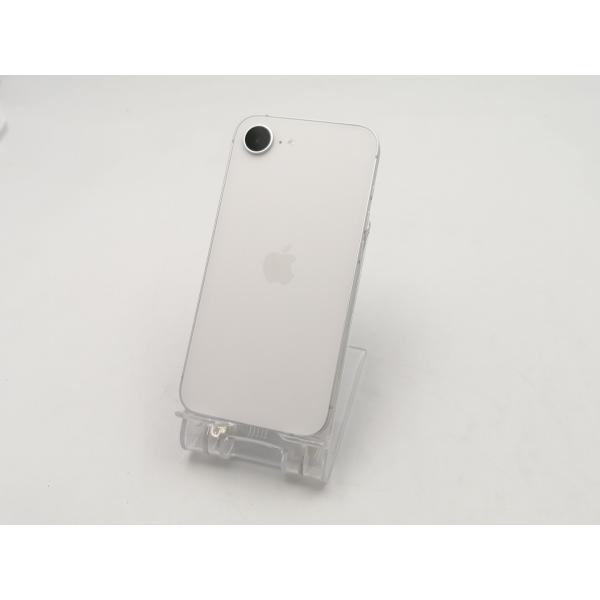 ■分類：iPhone■ランク：ランクA■メーカー：Apple■製造番号：353441698085098■備考：OS：26.3.1 状態：背面左上にわずかなテカリあり バッテリー容量：100%（03月時点） バッテリー充放電回数：3回（03月...