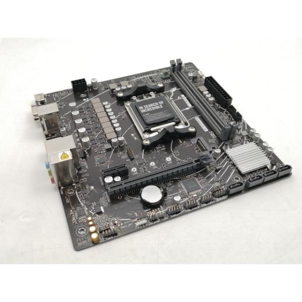 ■分類：マザーボード■ランク：中古■メーカー：ASUS■製造番号：T3M0KK04M860ZGX■備考：BIOS ver：3842 付属品：箱、I/Oシールド、SATAケーブルx2、M.2ネジ・スタンドオフx1、サポートDVD、ユーザーガイ...