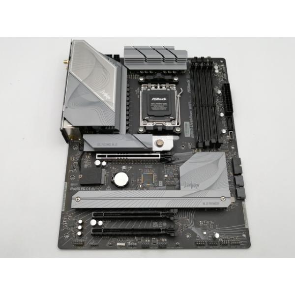 ■分類：マザーボード■ランク：中古■メーカー：ASRock■製造番号：J4M0XB016973■備考：BIOS ver：4.10 付属品：箱、印刷物、SATAケーブルx2、Wi-Fiアンテナx2、サーミスターケーブル、ケースバッヂ■保証期間...