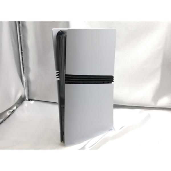 ■分類：据置ゲーム機■ランク：ランクB■メーカー：SONY■製造番号：F15201F0610374682■備考：状態：本体正面全体と天面全体にスレキズ、コントローラー全体にスレ、本体と付属品に生活臭 付属品：箱、印刷物、ワイヤレスコントロー...