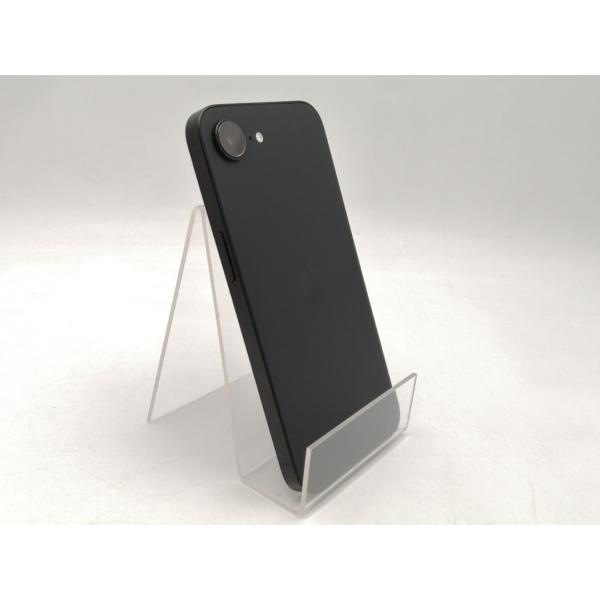 ■分類：iPhone■ランク：ランクC■メーカー：Apple■製造番号：357407303417154■備考：OS：26.3 状態：ベゼルに削れ、左下側面に打痕、背面の下側スレ、ロゴマークにキズ バッテリー容量：100%(5月時点) 充放電...