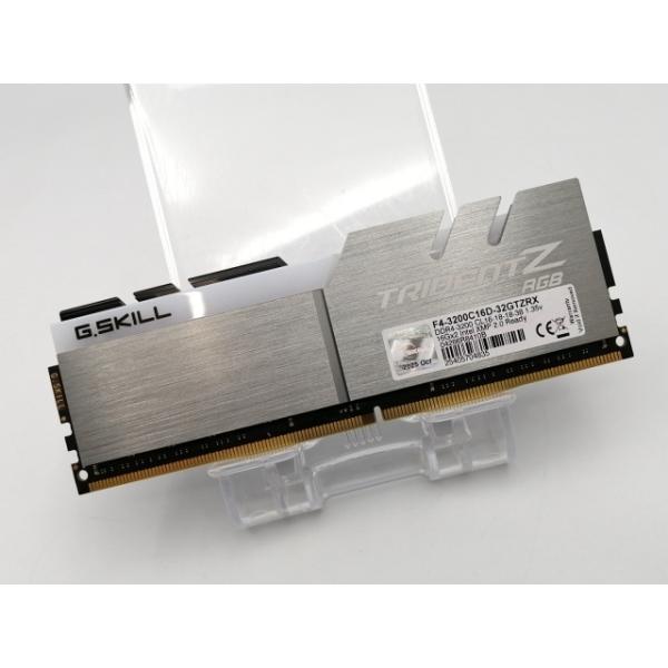 ■分類：メモリー■ランク：中古■メーカー：DDR4■製造番号：04835 04837 04838■備考：G.SKILL TRIDENT Z RGB■保証期間：１週間■注意事項：お客様のモニター発色の具合によって、実際の商品と色合いが異なる場...