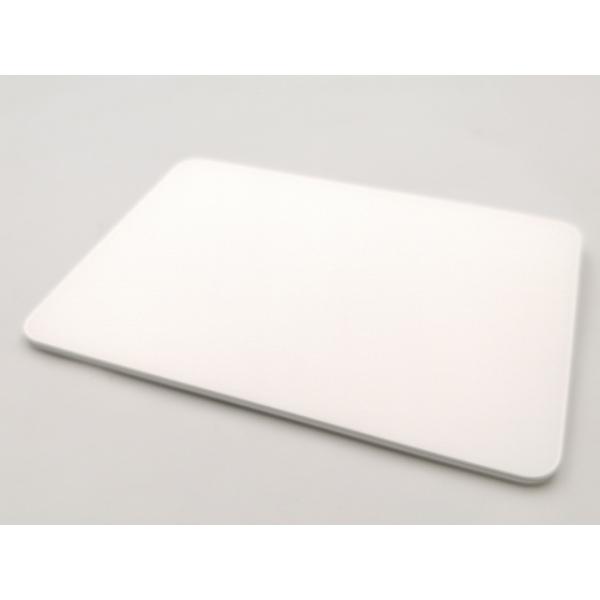 ■分類：Mac用周辺機器■ランク：中古■メーカー：Apple■製造番号：CC2417200BL0YWTDD■備考：状態：状態良好の中古商品。キズ、使用感はほとんどありません。 付属品：箱、印刷物、USB-C - Lightningケーブル■...
