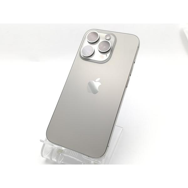 ■分類：iPhone■ランク：ランクA■メーカー：Apple■製造番号：355721795680182■備考：OS：26.5 状態：ボリュームボタンに微細なキズ バッテリー容量：90%(5月時点) 充放電回数：535回 付属品：箱、印刷物、...