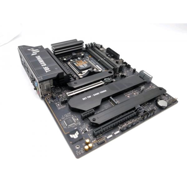 ■分類：マザーボード■ランク：中古■メーカー：ASUS■製造番号：T5M0CS06S5985XX■備考：BIOS ver：2202 付属品：箱、SATAケーブルx2、Wi-Fiアンテナ、M.2ゴムパッケージx2、M.2ネジパッケージx1、T...