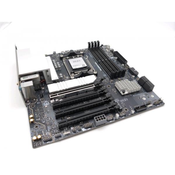 ■分類：マザーボード■ランク：中古■メーカー：MSI■製造番号：601-7E71-010B2507008808■備考：BIOS ver：1.A61 付属品：箱、SATAケーブルx1、Wi-Fiアンテナ、M.2ネジ・スタンドオフx2、EZ M...