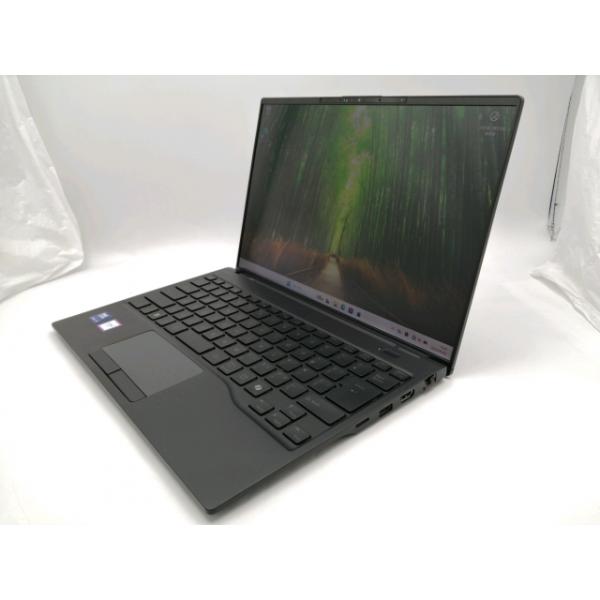 ■分類：Windowsノートパソコン■ランク：ランクC■メーカー：Fujitsu■製造番号：R5600235■備考：状態：パームレスト左側とタッチパッドに歪み、キートップにテカりとスレ、外装にスレとキズ複数、天板に薄いシール跡 付属品：箱、...