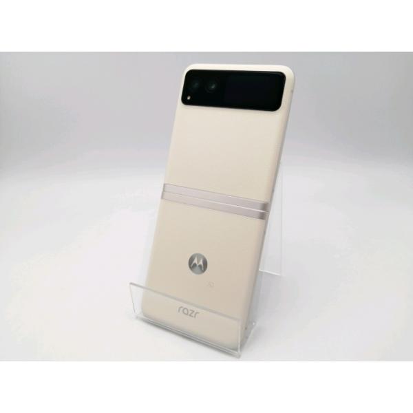 ■分類：スマートフォン■ランク：ランクC■メーカー：MOTOROLA■製造番号：354478360728034■備考：OS：16 状態：初期フィルム全体に目立つキズ 付属品：箱、印刷物、SIM取り出し用ピン■保証期間：１ヶ月■注意事項：お客...