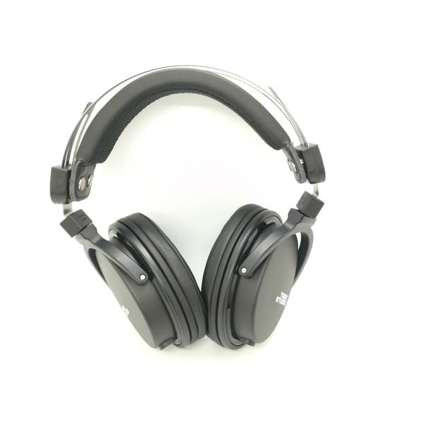 ■分類：ヘッドホン■ランク：ランクA■メーカー：TOKUMI■製造番号：-■備考：状態：ヘッドバンド・ハウジングに微細なスレ付属品：箱、ポーチ、オーディオケーブルx2本■保証期間：１ヶ月■注意事項：お客様のモニター発色の具合によって、実際の...