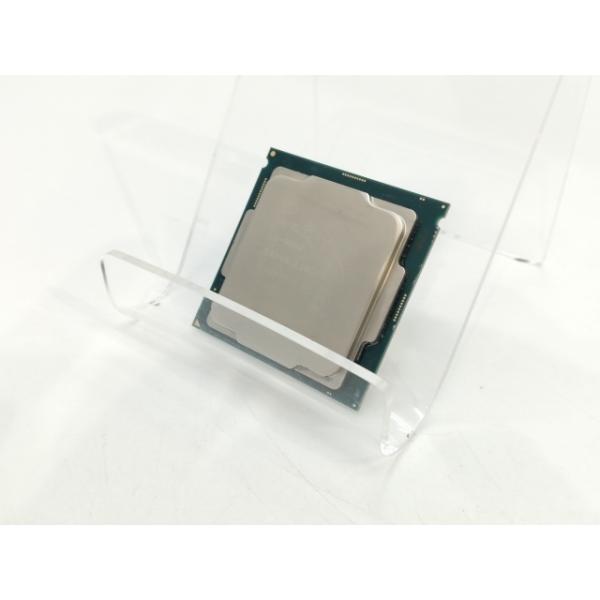 ■分類：CPU■ランク：中古■メーカー：Intel■備考：状態：基板側に若干変色あり 付属品：本体のみ■保証期間：１週間■注意事項：お客様のモニター発色の具合によって、実際の商品と色合いが異なる場合があります。
