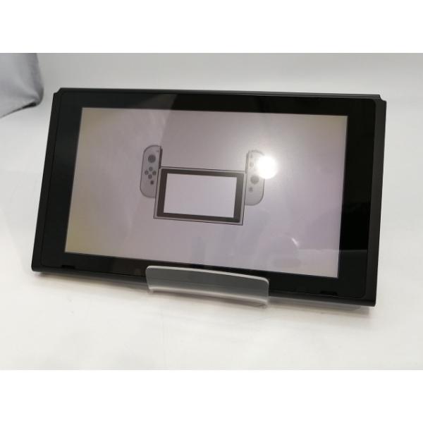 ■分類：据置ゲーム機■ランク：ランクC■メーカー：Nintendo■製造番号：XAJ70062243424■備考：状態：液晶黄ばみ・ベゼルにややスリキズ、背面スレ 付属品：Joy-Conグリップ/ACアダプタ/HDMIケーブル/ドック ※コ...