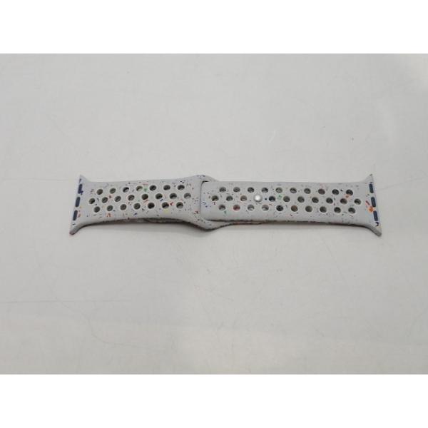 ■分類：ウェアラブル端末■ランク：ランクB■メーカー：Apple■製造番号：--■備考：41mm S/M ピュアプラチナム 状態：本体ややスレ・傷みあり 付属品：本体のみ■保証期間：１ヶ月■注意事項：お客様のモニター発色の具合によって、実際...