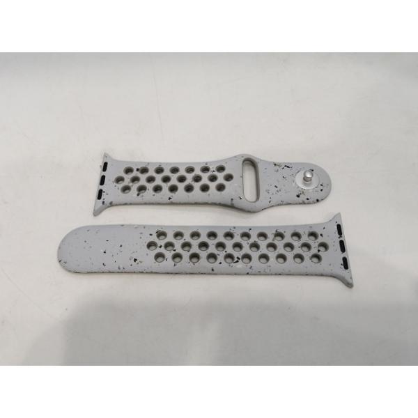 ■分類：ウェアラブル端末■ランク：ランクA■メーカー：Apple■製造番号：G9G611302B■備考：MGA04FE/A　40mm 状態：本体微細なスレあり 付属品：箱、印刷物■保証期間：１ヶ月■注意事項：お客様のモニター発色の具合によっ...