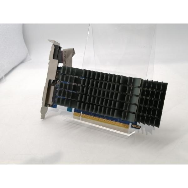 ■分類：ビデオボード■ランク：中古■メーカー：ASUS■製造番号：RAYVYZ029709KTM■備考：付属品：本体のみ■保証期間：１週間■注意事項：お客様のモニター発色の具合によって、実際の商品と色合いが異なる場合があります。