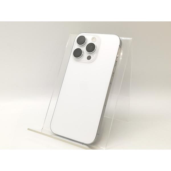 ■分類：iPhone■ランク：ランクA■メーカー：Apple■製造番号：356656202727946■備考：OS：26.4.2 状態：背面フラッシュ部に細かいヨゴレ混入、端子周辺に薄いスレあり バッテリー容量：87%（07月時点） バッテ...