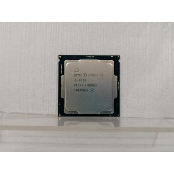 ■分類：CPU■ランク：中古■メーカー：Intel■製造番号：00806■備考：状態：使用に伴う汚れがあります 付属品：本体のみ■保証期間：１週間■注意事項：お客様のモニター発色の具合によって、実際の商品と色合いが異なる場合があります。