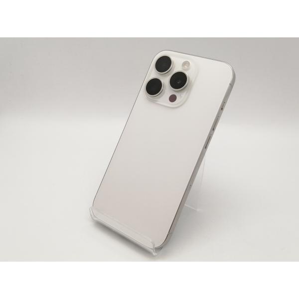 ■分類：iPhone■ランク：ランクC■メーカー：Apple■製造番号：354230917864139■備考：利用制限：○ OS：18.6.2 状態：0.5倍アウトカメラに写りこみ、フレームにキズがあります バッテリー容量：85%（01月時...