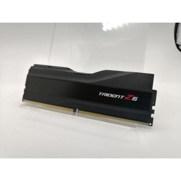 ■分類：メモリー■ランク：中古■メーカー：DDR5■製造番号：21505746099/21505746100■備考：付属品：本体のみ■保証期間：１週間■注意事項：お客様のモニター発色の具合によって、実際の商品と色合いが異なる場合があります。