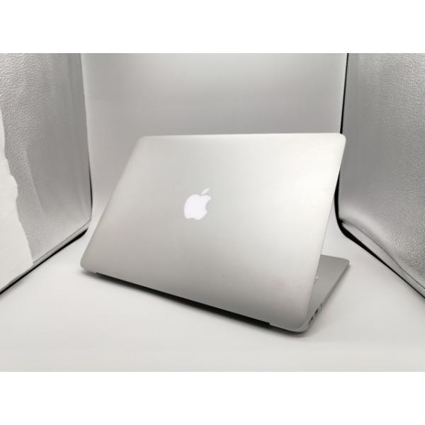 ■分類：Apple ノートパソコン■ランク：ランクB■メーカー：Apple■製造番号：GCCYN4WHJ1WK■備考：OS: バッテリー充放電回数：141回/バッテリー表示：正常（06月時点） 状態：液晶にキズやキーボード痕、天板や底面にス...