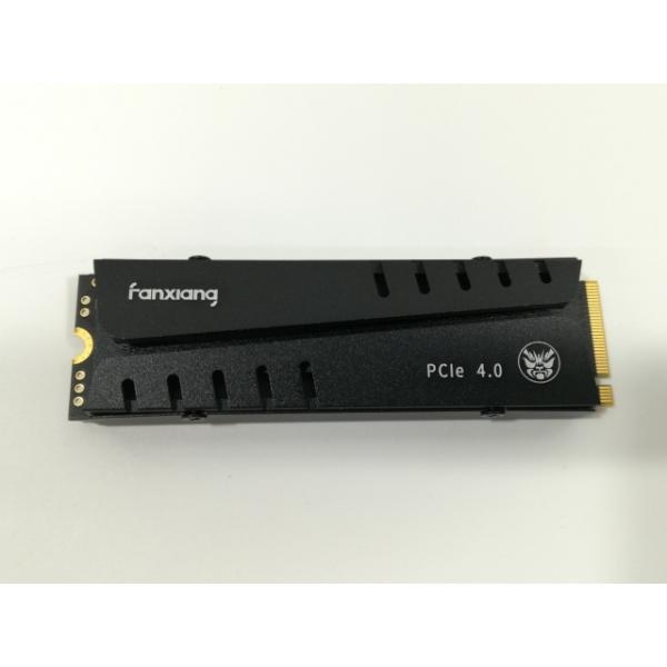 ■分類：SSD■ランク：中古■メーカー：各社■製造番号：S770R61MA244601549■備考：型番：Fanxiang S770 状態：スレがあります 付属品：本体のみ■保証期間：１週間■注意事項：お客様のモニター発色の具合によって、実...