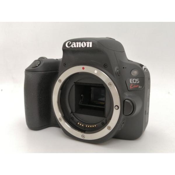 ■分類：デジタル一眼■ランク：ランクC■メーカー：Canon■製造番号：021070038034■備考：■ショット数：2500回以下（5月時点） ※ホットピクセルあり 状態：ファインダー内ゴミ、グリップラバースレ 付属品：バッテリー、バッテ...