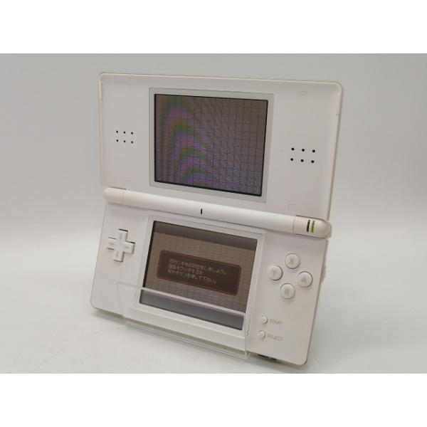 ■分類：携帯ゲーム機■ランク：ランクB■メーカー：Nintendo■製造番号：UJH13107761■備考：状態：上下画面色ムラ大（黄色）、タッチスクリーン全体ににキズ、外装に黄ばみ 付属品：充電器、タッチペン、GBAスロットカバー■保証期...