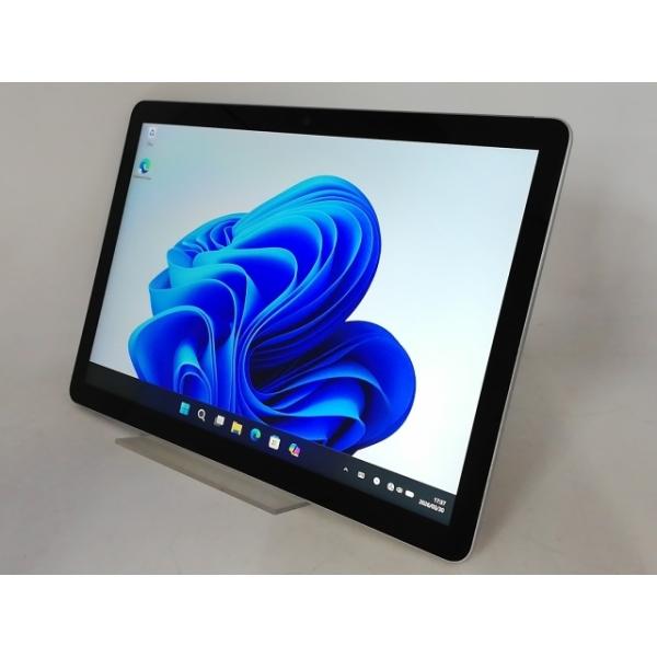 ■分類：Windowsタブレット■ランク：ランクC■メーカー：Microsoft■製造番号：001598502051■備考：状態：画面キズ・色ムラ/フレームにキズバッテリー容量：94％（3月時点）付属品：ACアダプタのみ■保証期間：１ヶ月■...