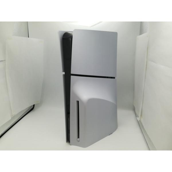 ■分類：据置ゲーム機■ランク：ランクA■メーカー：SONY■製造番号：E4520161B11373811■備考：状態：外装擦れ 付属品：コントローラ、HDMIケーブル、USBケーブル、電源ケーブル、横置きフット、冊子のみ■保証期間：１ヶ月■...