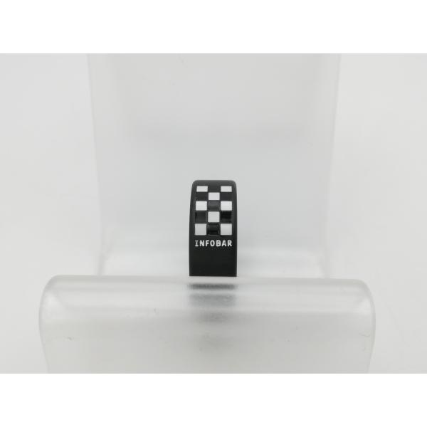 ■分類：携帯電話用アクセサリー■ランク：中古■メーカー：issin■製造番号：0032903■備考：状態：状態良好の中古品 カラー：NISHIKIGOI/錦鯉 ※サイズ：US7号(内周(mm)：54.4) 付属品：箱、印刷物、充電用クレード...