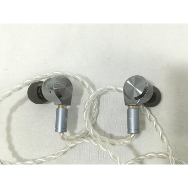 ■分類：ヘッドホン■ランク：ランクA■メーカー：ORIVETI■備考：状態：スレがあります付属品：箱、ケース、イヤーチップ■保証期間：１ヶ月■注意事項：お客様のモニター発色の具合によって、実際の商品と色合いが異なる場合があります。