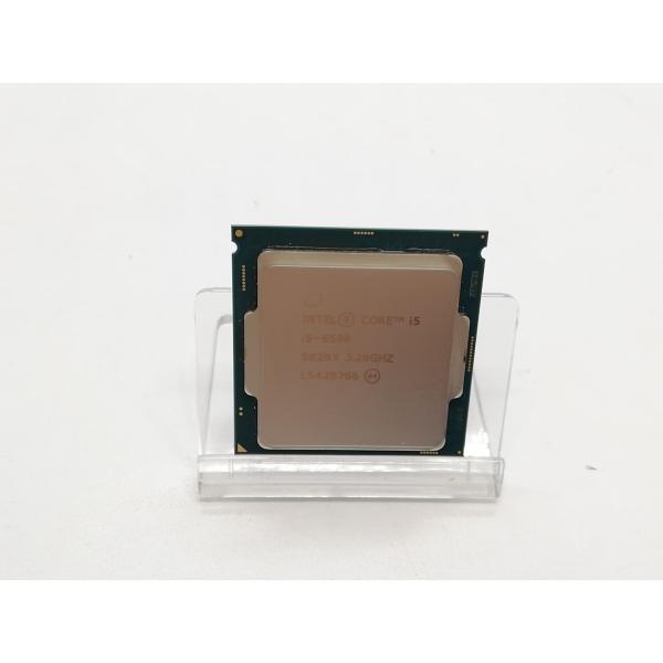 ■分類：CPU■ランク：中古■メーカー：Intel■製造番号：03015■備考：付属品：本体のみ■保証期間：１週間■注意事項：お客様のモニター発色の具合によって、実際の商品と色合いが異なる場合があります。