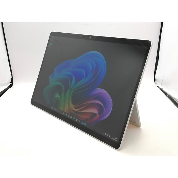 ■分類：Windowsタブレット■ランク：ランクA■メーカー：Microsoft■製造番号：0F3BDVJ24203KV■備考：状態：背面スレ 付属品：箱、ACアダプタ、電源ケーブル ※リカバリ時、グラフィックドライバーを誤検出する（別途当...