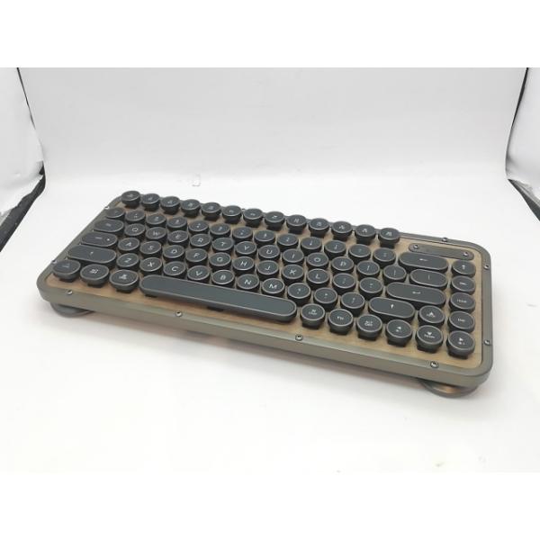 ■分類：パソコン用アクセサリー■ランク：中古■メーカー：AZIO■製造番号：AI21230600040■備考：状態：本体スレ 付属品：箱、冊子、パームレスト、ポーチ、刷毛、脚■保証期間：１週間■注意事項：お客様のモニター発色の具合によって、...