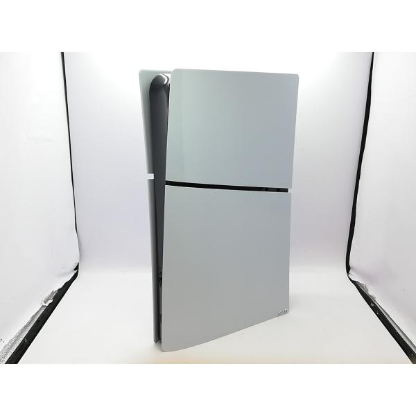 ■分類：据置ゲーム機■ランク：ランクB■メーカー：SONY■製造番号：S01F4490148710458897■備考：状態：光沢部キズ、コントローラー使用感 付属品：箱、電源ケーブル、コントローラー、USBケーブル、HDMIケーブル■保証期...