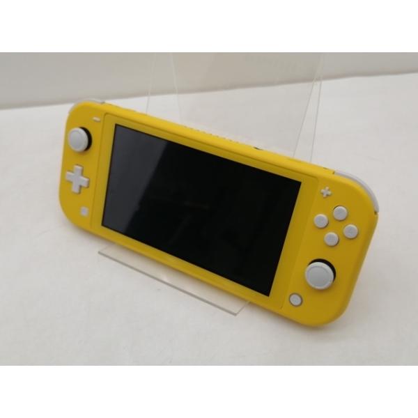 ■分類：携帯ゲーム機■ランク：ランクB■メーカー：Nintendo■製造番号：XJJ70015540587■備考：状態：背面キズ、スティック・ボタン使用感 付属品：本体のみ■保証期間：１ヶ月■注意事項：お客様のモニター発色の具合によって、実...