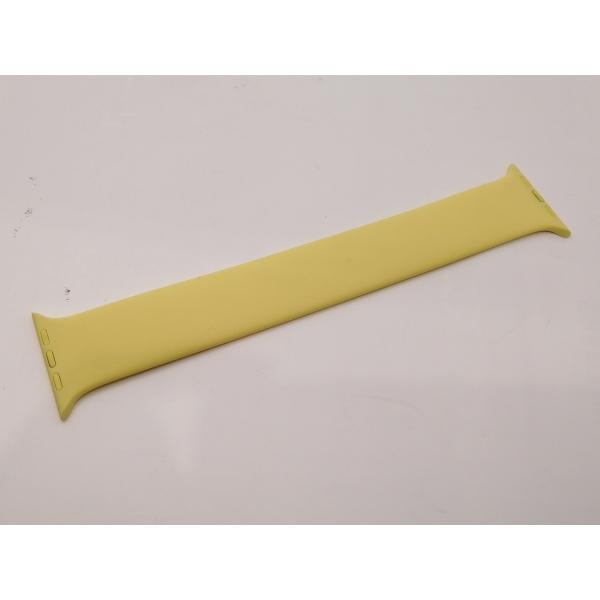 ■分類：ウェアラブル端末■ランク：ランクA■メーカー：Apple■製造番号：-■備考：カナリアイエロー 45mm(サイズ10) 型番：MQW03FE/A 付属品：箱 状態：接続部分に微細な色移り■保証期間：１ヶ月■注意事項：お客様のモニター...