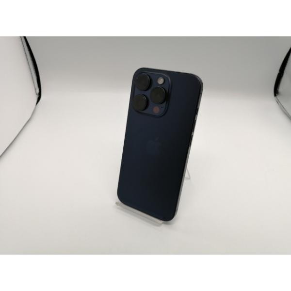 ■分類：iPhone■ランク：ランクC■メーカー：Apple■製造番号：354496312273313■備考：OS：26.0.1 状態：フレームケース痕、背面Magsafe痕、カメラキズ、超広角レンズと望遠レンズに写り込みあり バッテリー容...