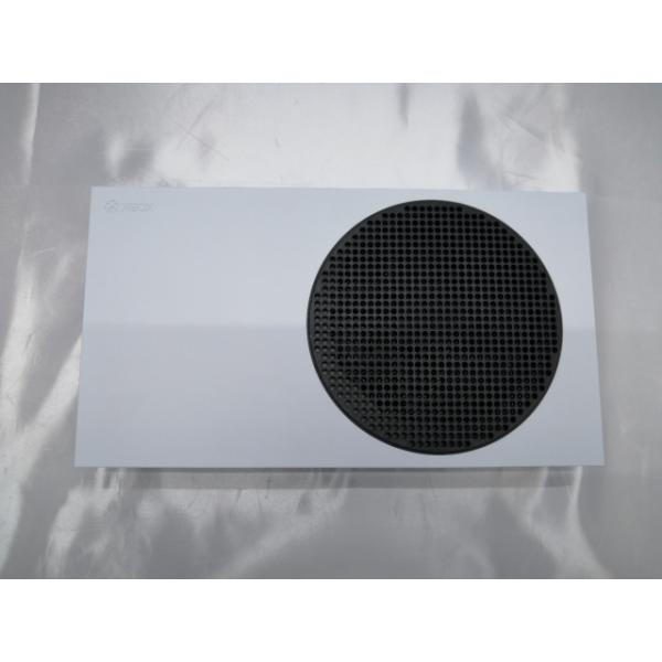 ■分類：据置ゲーム機■ランク：ランクA■メーカー：Microsoft■製造番号：606134234821■備考：状態：外装微細なスレ、ゴム足一部欠品 付属品：電源ケーブル、ハイスピードHDMIケーブル、コントローラー■保証期間：１ヶ月■注意...