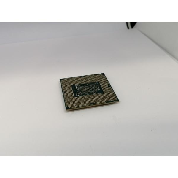 ■分類：CPU■ランク：中古■メーカー：Intel■製造番号：00654■備考：状態：ヒートスプレッダにスレキズ、隙間に取り切れないグリスあり付属品：箱、冊子、ステッカー、ブリスターパック■保証期間：１週間■注意事項：お客様のモニター発色の...